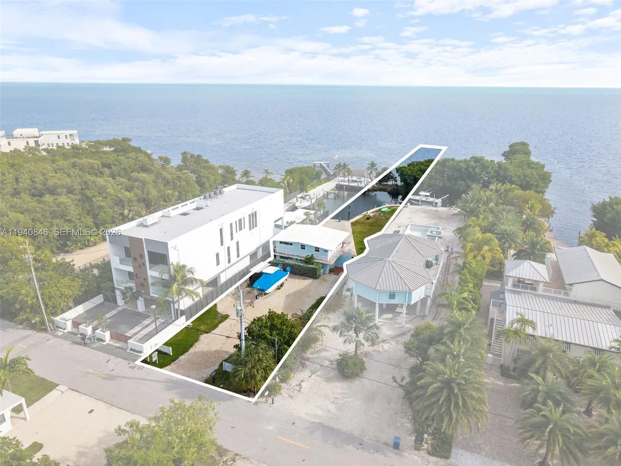 127 Seaside Ave, Key Largo, FL 33037 Property for sale
