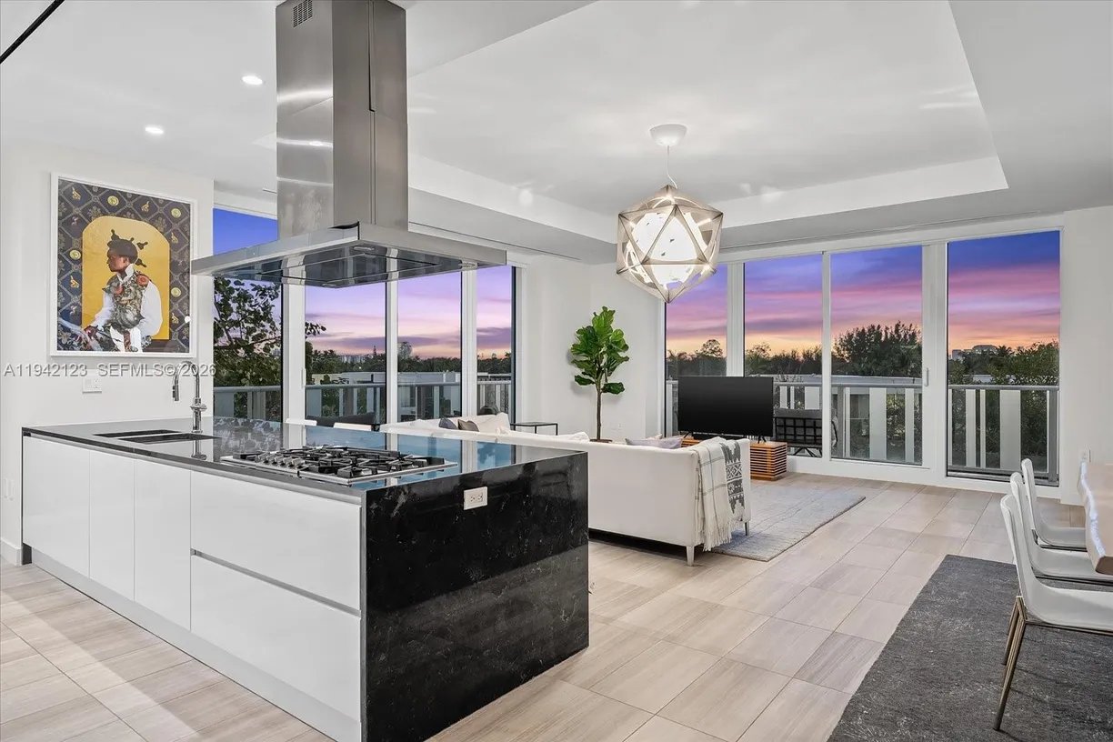 4701 N Meridian Ave #315, Miami Beach, FL 33140 Property for sale