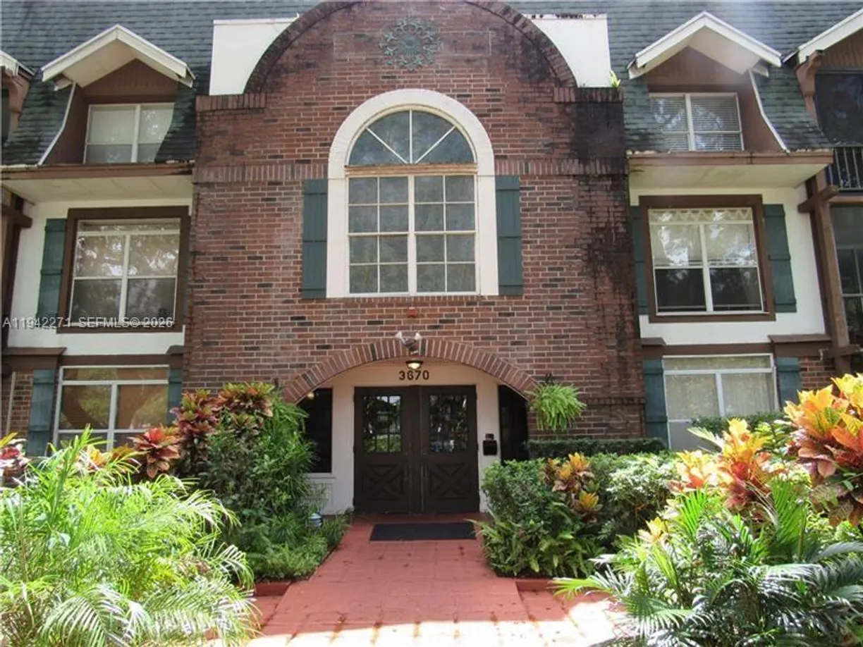 3670 Inverrary Dr #2C, Lauderhill, FL 33319 Property for rent