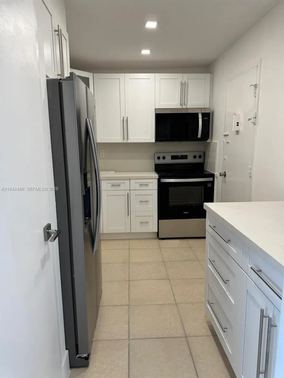 1865 79th St Cswy #15A, Miami Beach, FL 33141 Property for rent