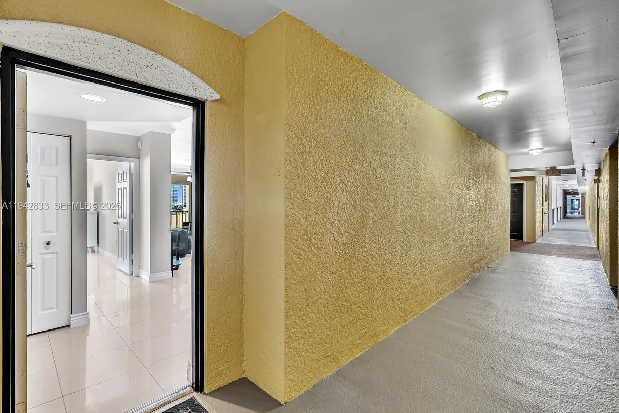 17150 N Bay Rd #2821, Sunny Isles Beach, FL 33160 Property for rent