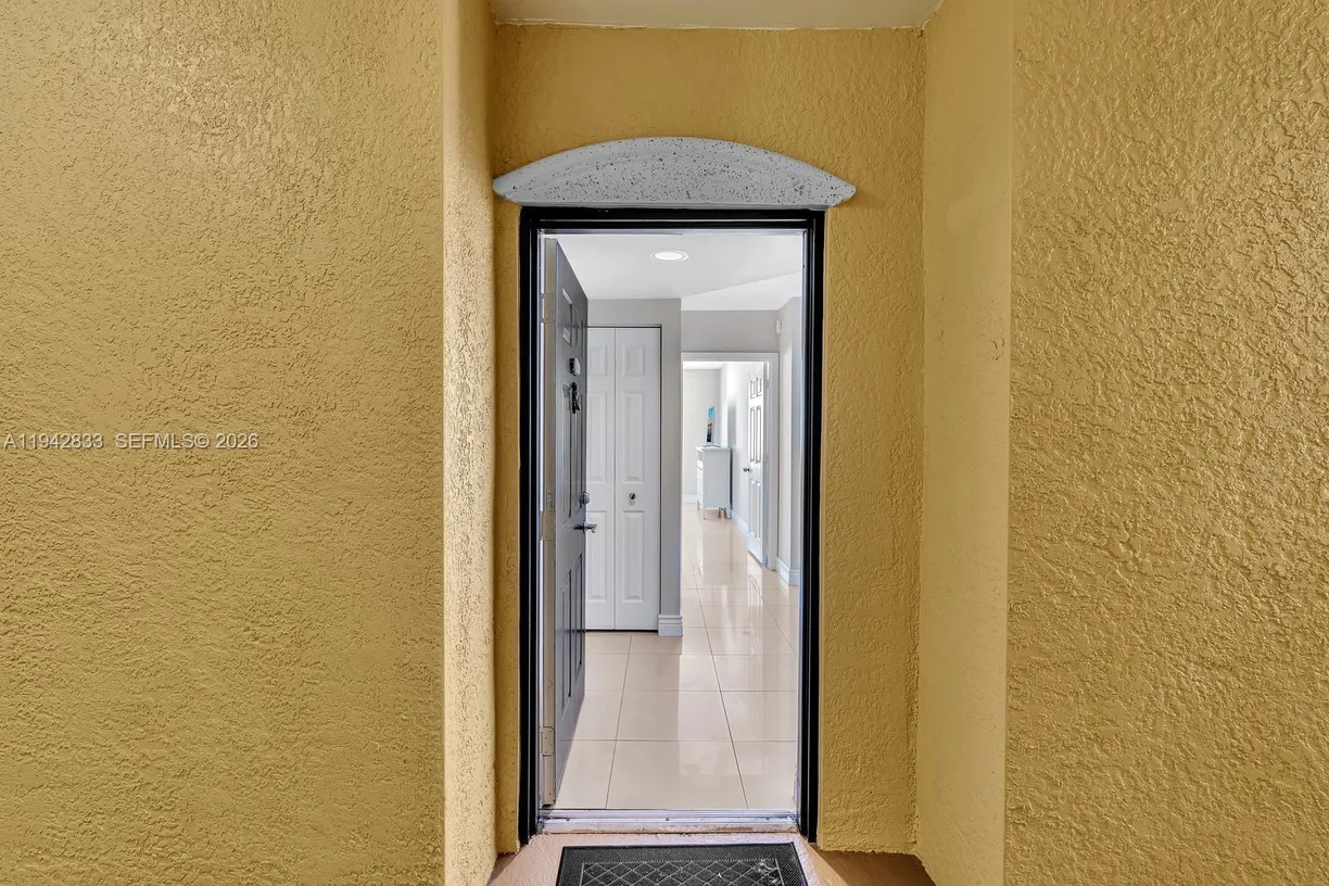 17150 N Bay Rd #2821, Sunny Isles Beach, FL 33160 Property for rent