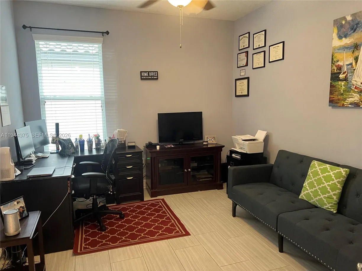 3855 Carrick Bend Dr, Kissimmee, FL 34746 Property for sale