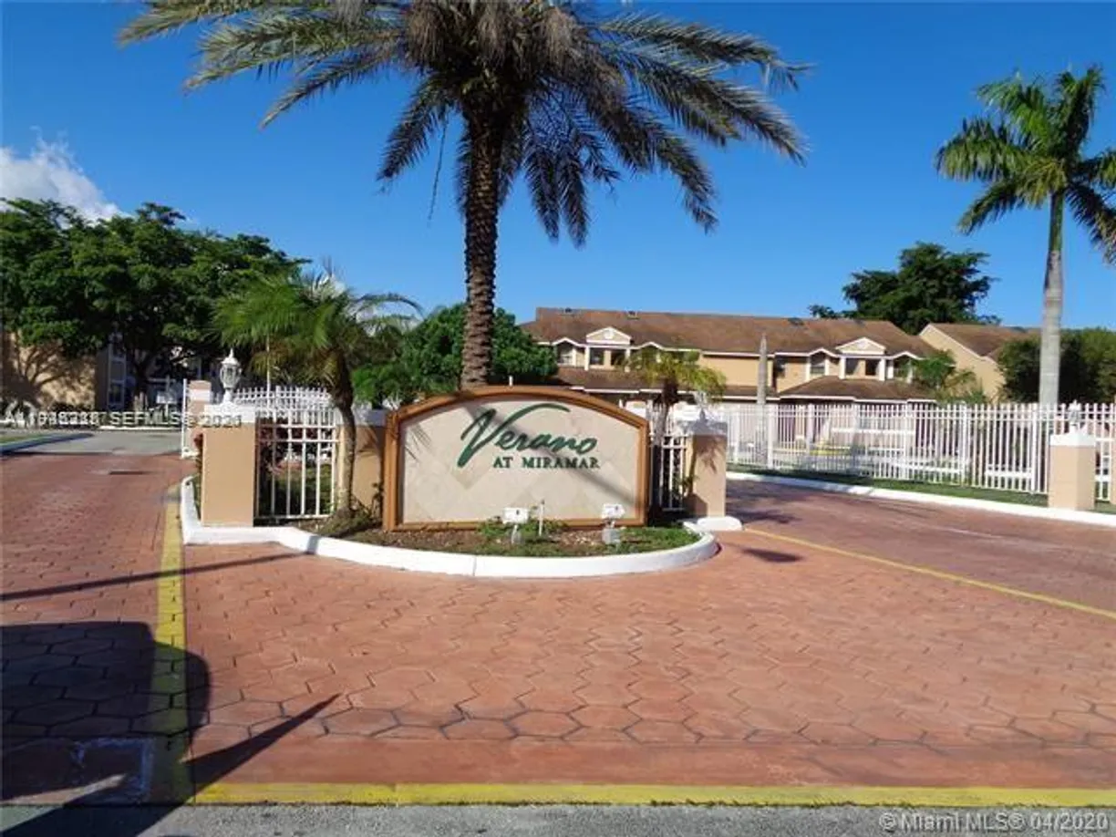 2241 SW 80th Ter #2241, Miramar, FL 33025 Property for rent