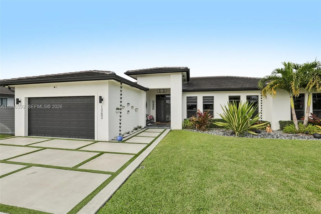 13203 SW 228th St, Miami, FL 33170 Property for sale