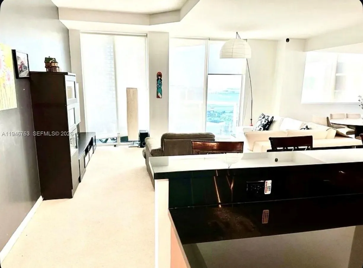 253 NE 2nd St #3903, Miami, FL 33132 Property for rent