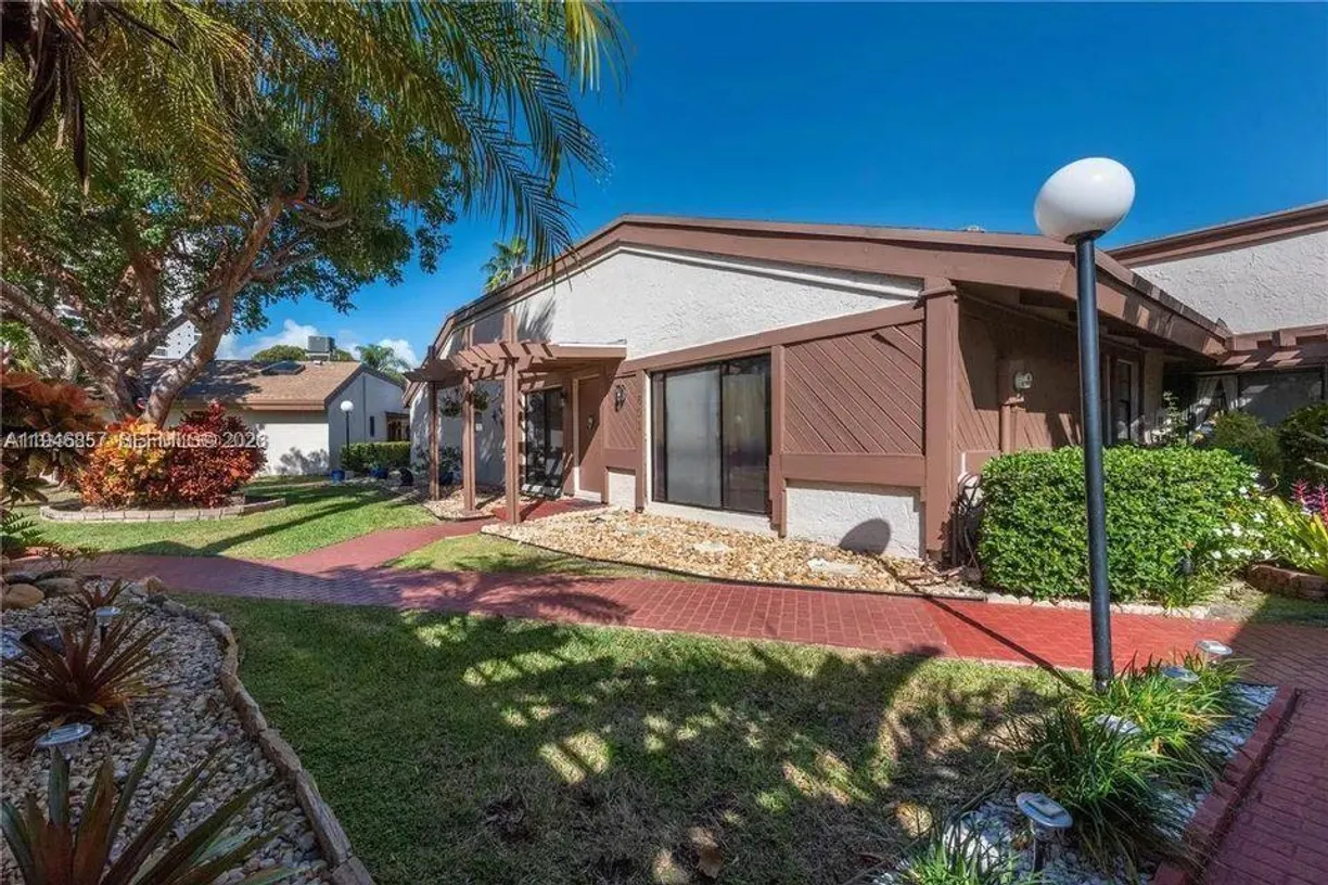 601 Leslie Dr #601, Hallandale Beach, FL 33009 Property for sale