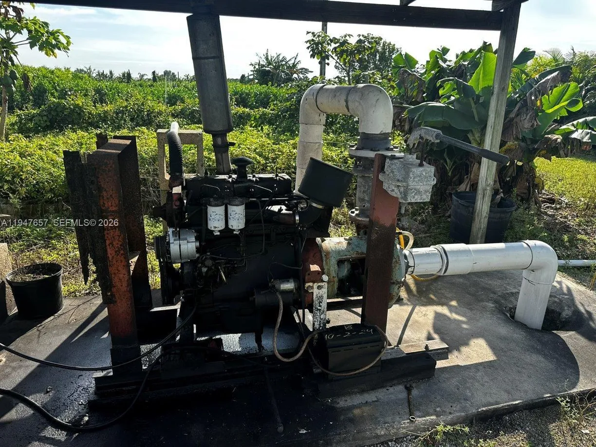 19051 SW 372 ST., Homestead, FL 33034 Property for sale