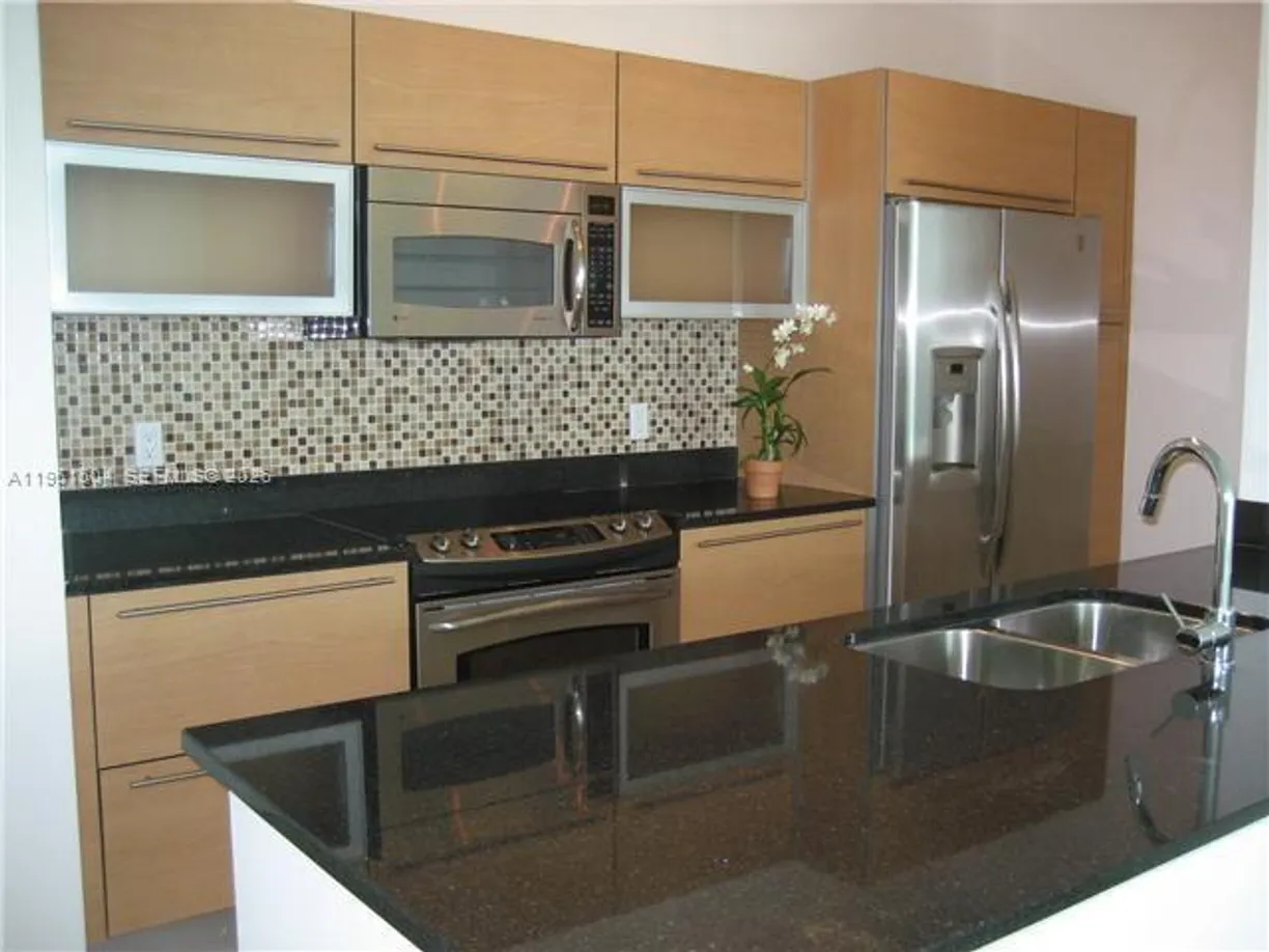 950 Brickell Bay Dr #2301, Miami, FL 33131 Property for rent