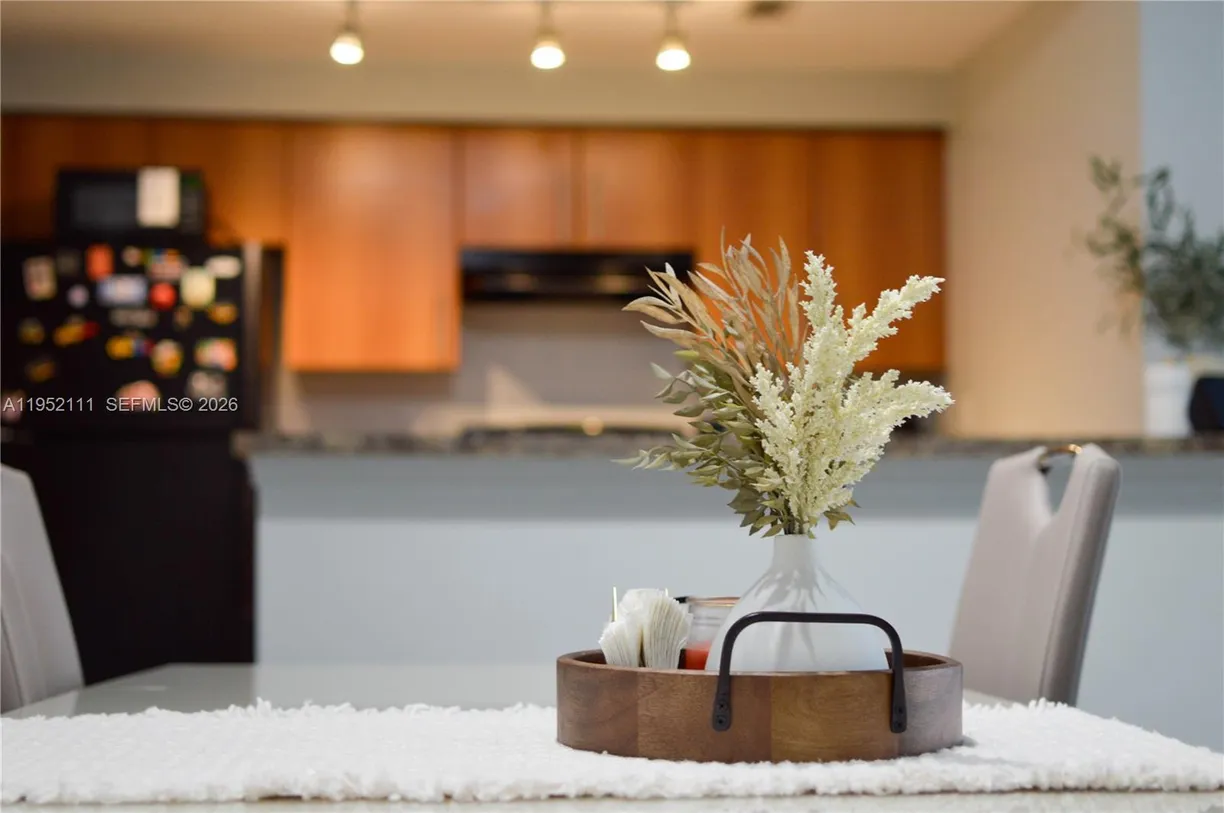 5840 W Sample Rd #305, Coral Springs, FL 33067 Property for sale