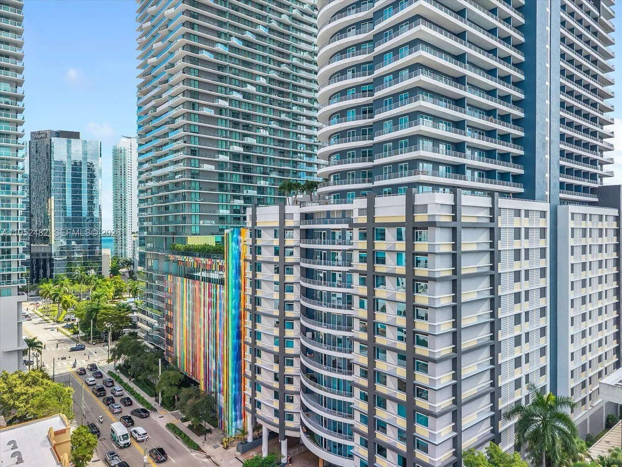 40 SW 13 ST #S602, Miami, FL 33130 Property for rent