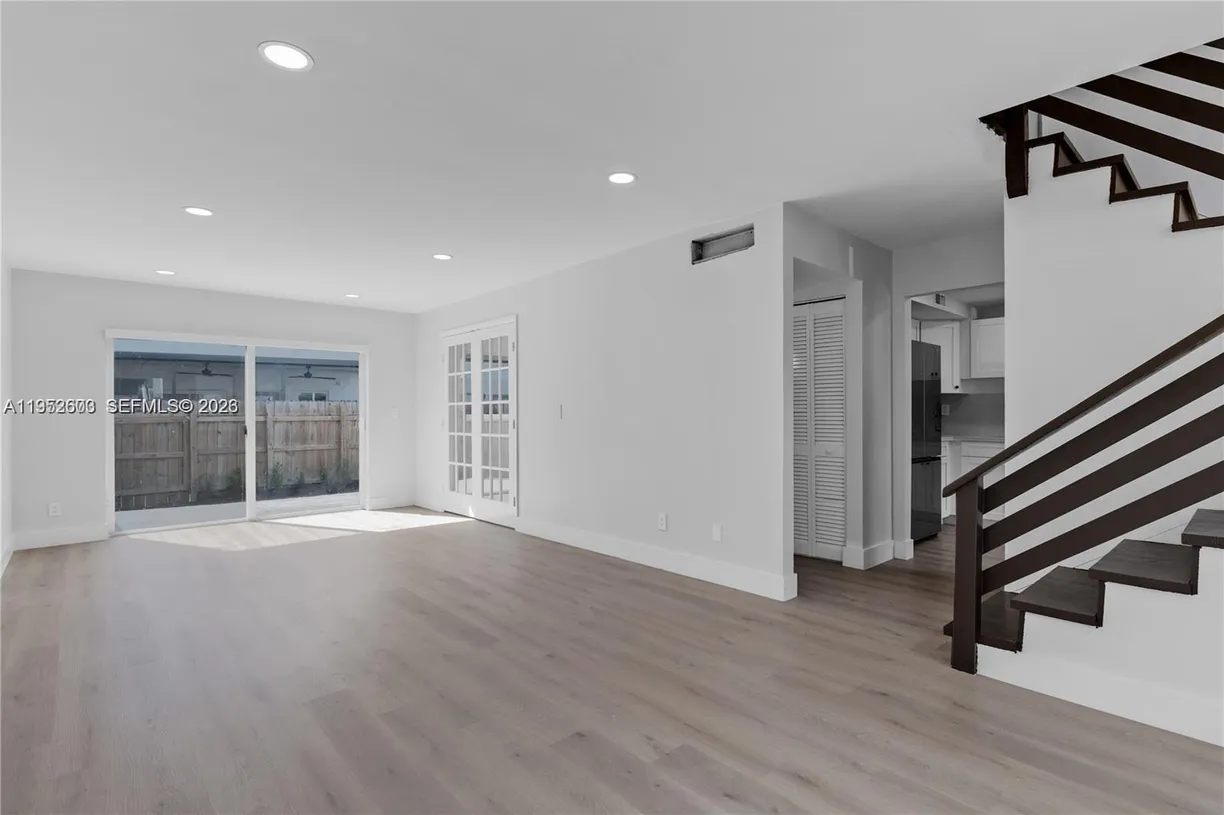 6949 SW 110th Ct #6949, Miami, FL 33173 Property for rent