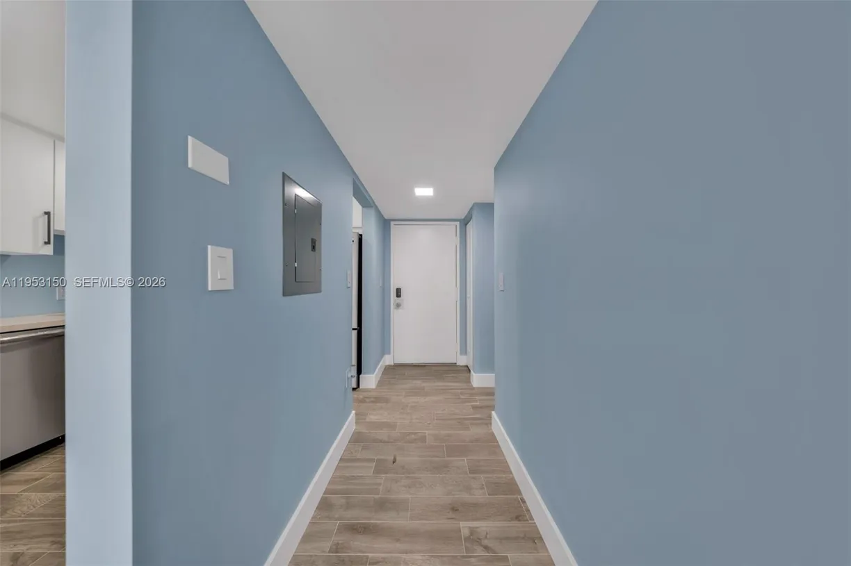 1200 NE Miami Gardens Dr #219W, Miami, FL 33179 Property for rent