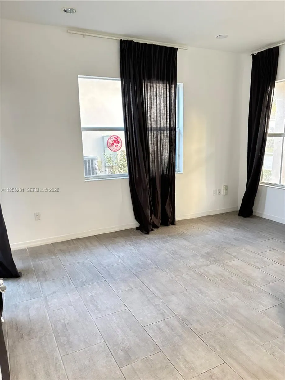 15041 SW 177th Ter, Miami, FL 33187 Property for rent