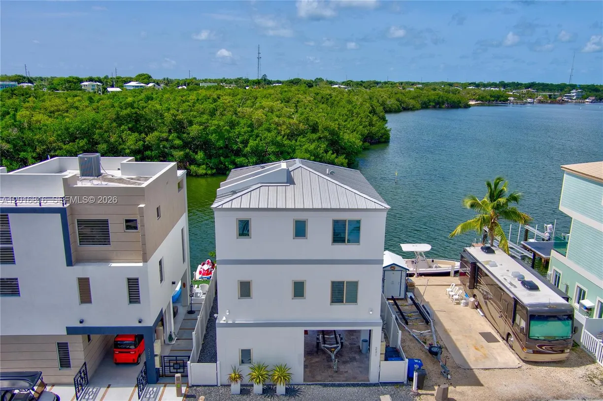 325 Calusa, Key Largo, FL 33037 Property for sale