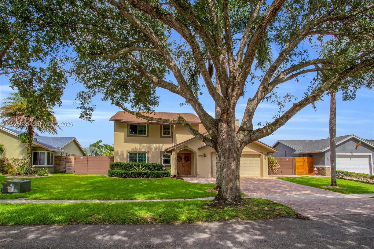4890 SW 104th Ave, Cooper City, FL 33328 Property for sale