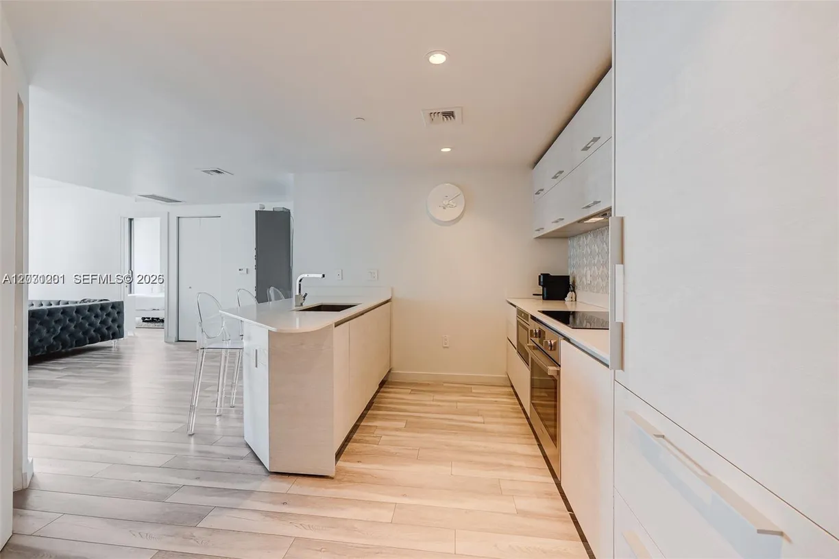 1300 S Miami Ave #3709, Miami, FL 33130 Property for sale