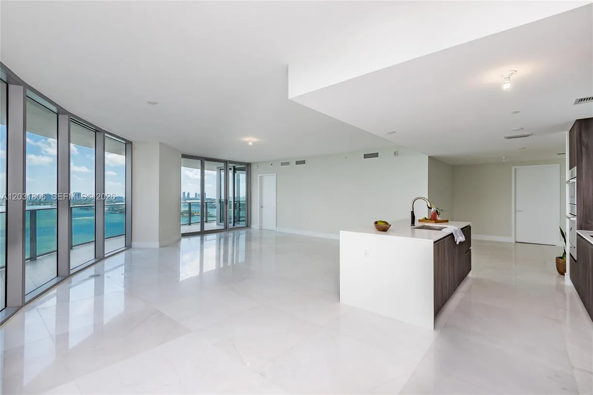 488 NE 18th St #1812, Miami, FL 33132 Property for rent