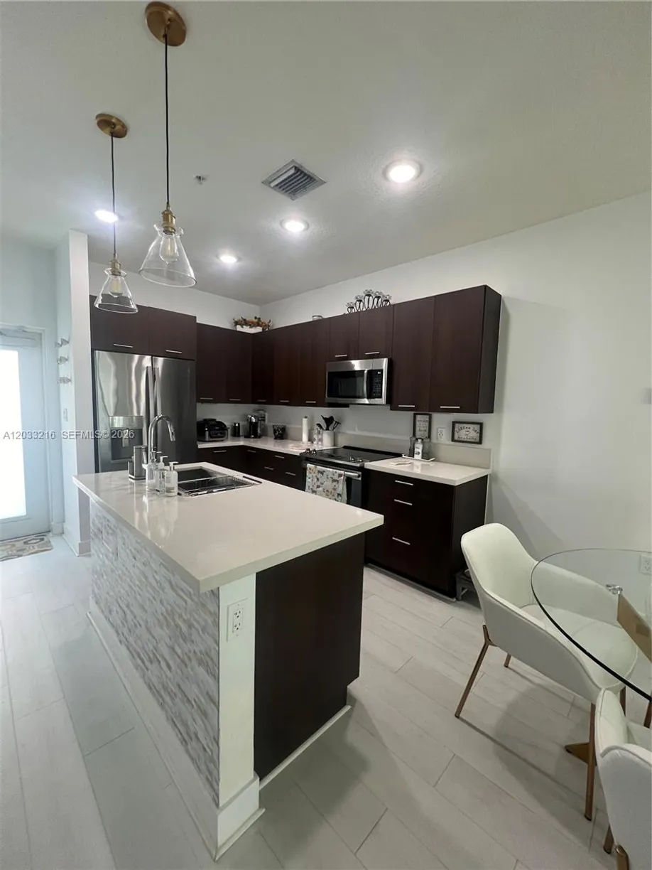 4670 NW 84th Ave #32, Doral, FL 33166 Property for sale