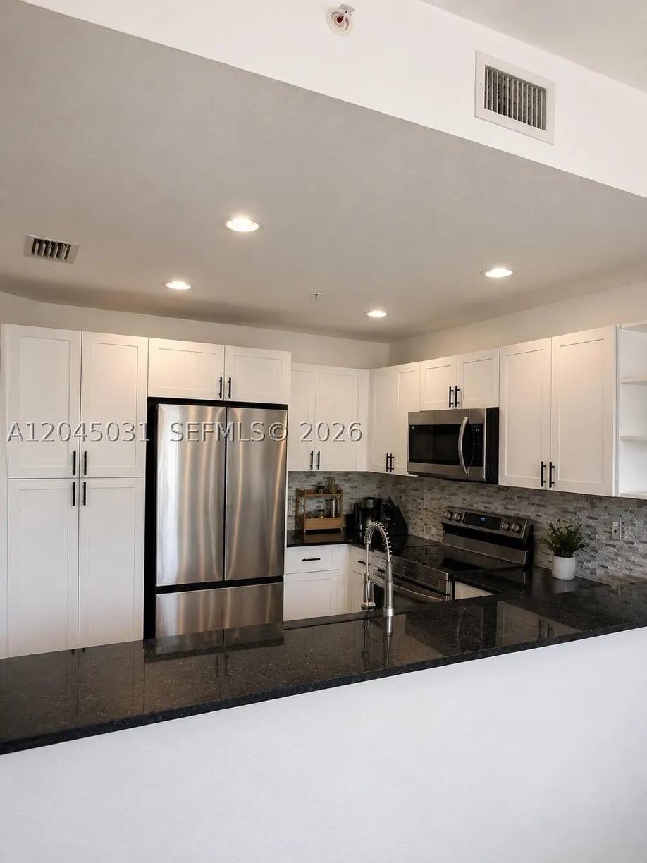 10885 NW 89th Ter #203, Doral, FL 33178 Property for sale