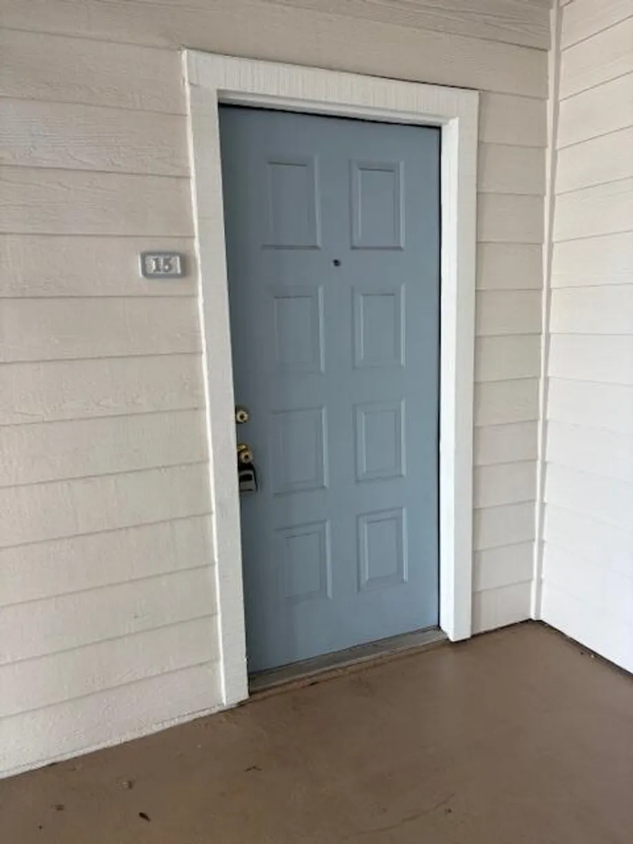 2303 N Congress #15, Boynton Beach, FL 33426 Property for rent