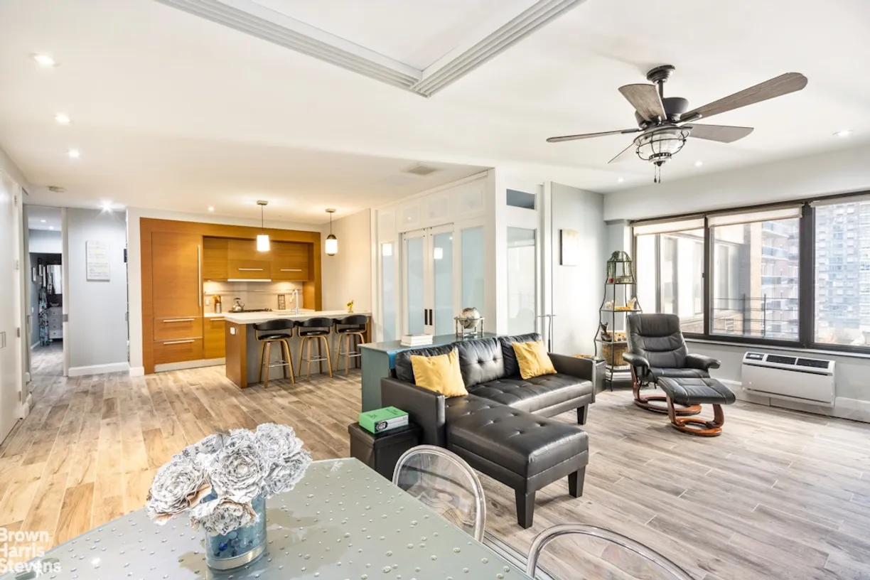 529 W 42nd Street #8N, New York, NY 10036 Property for sale