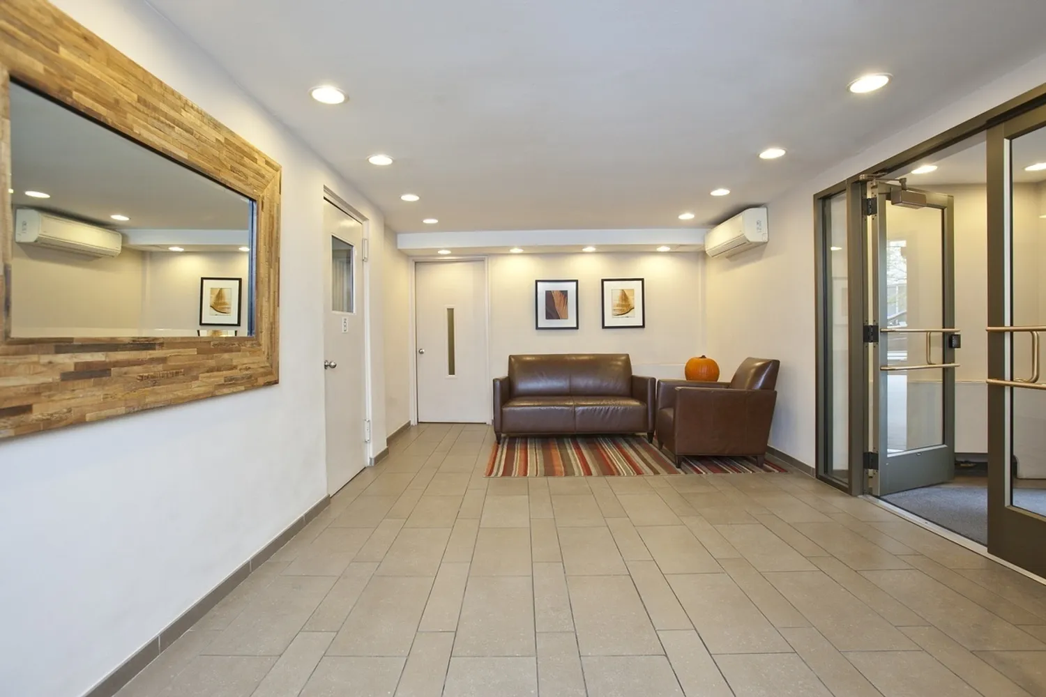 Lawrence House | 330 East 70th Street, Manhattan | Corcoran