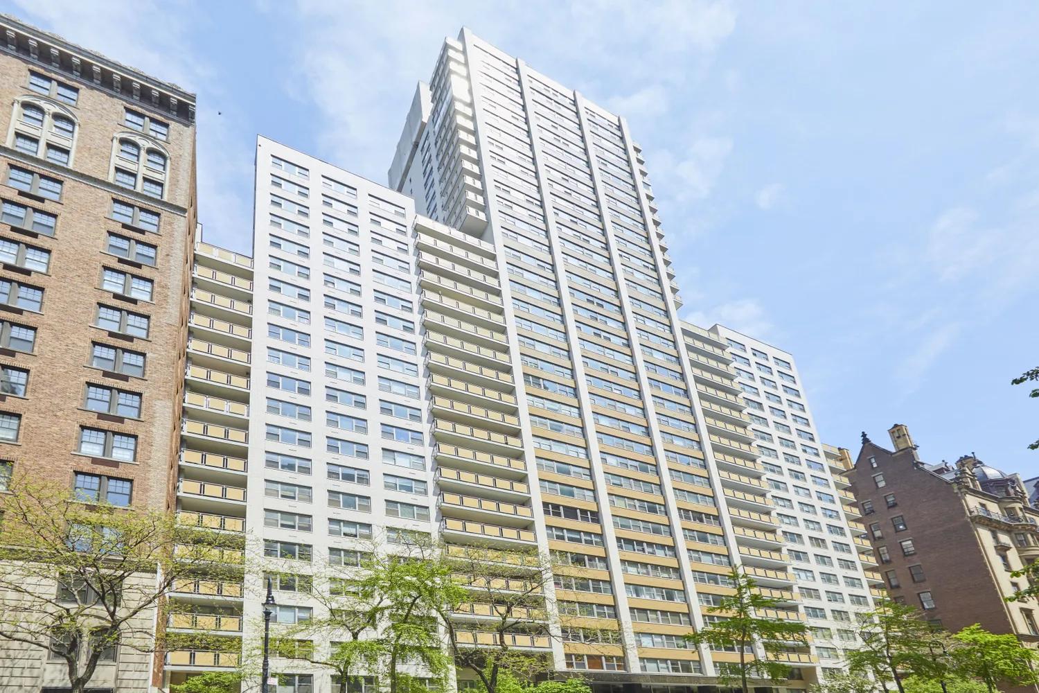 Mayfair Towers | 15 West 72nd Street, Manhattan | Corcoran