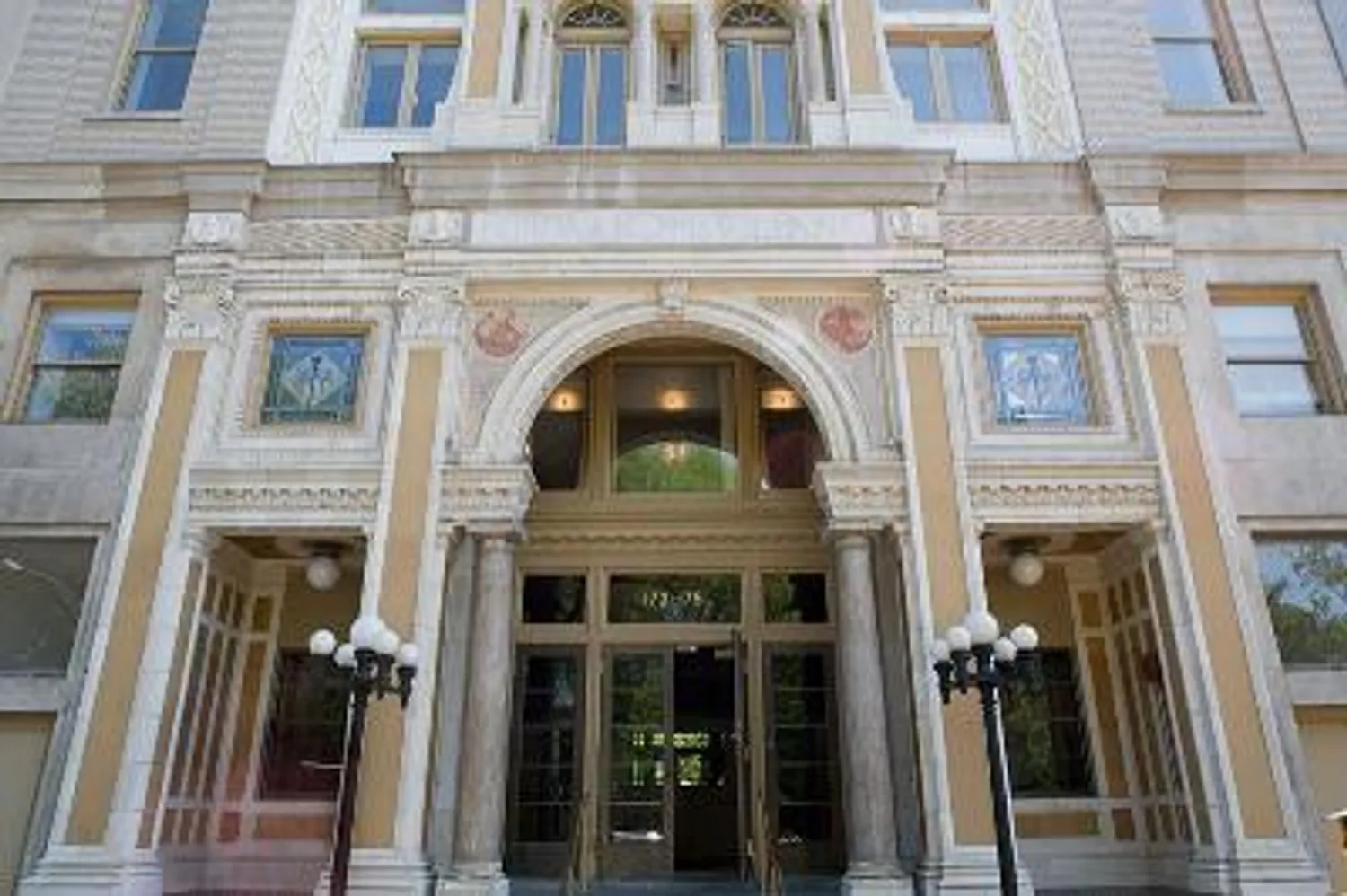 Forward Building | 175 East Broadway, Manhattan | Corcoran