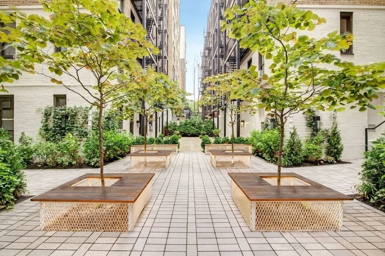 CHELSEA GARDENS | 225 West 23rd Street, Manhattan | Corcoran