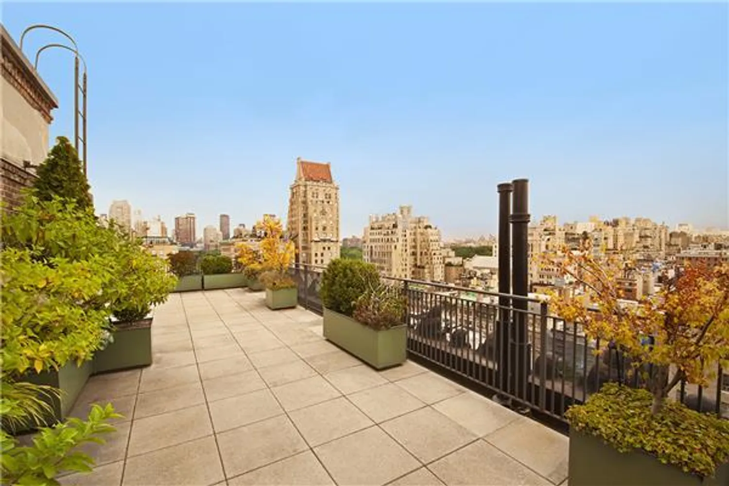 The Leonori | 26 East 63rd Street, Manhattan | Corcoran