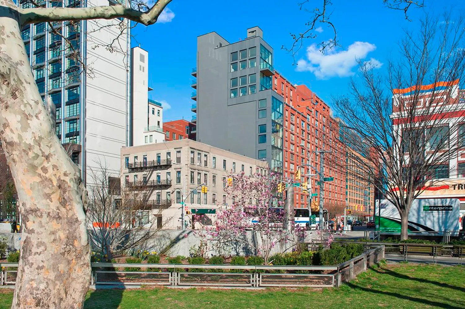 Chelsea Waterside Residences | 559 West 23rd Street, Manhattan | Corcoran