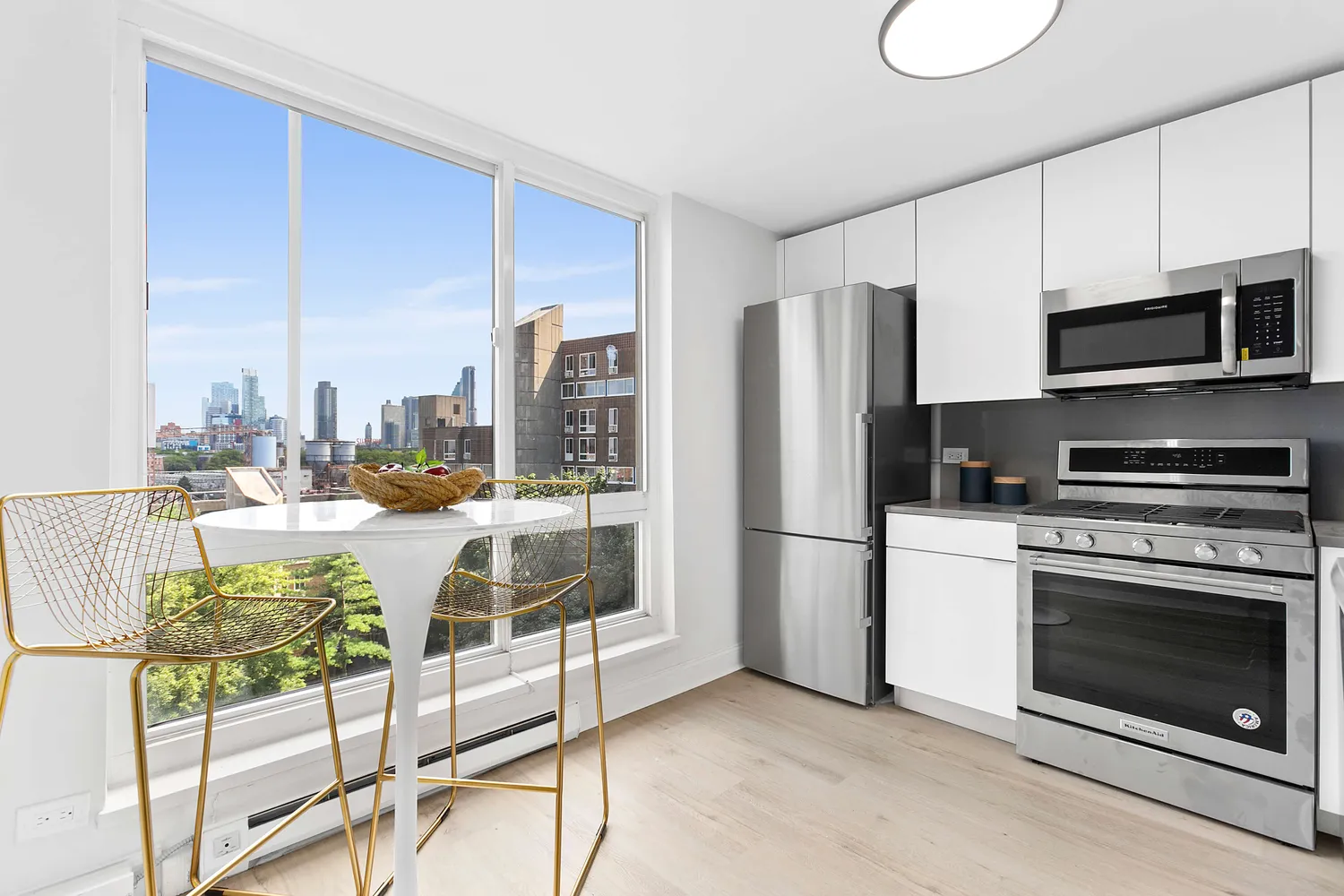 THE LANDINGS | 576 Main Street, Manhattan | Corcoran