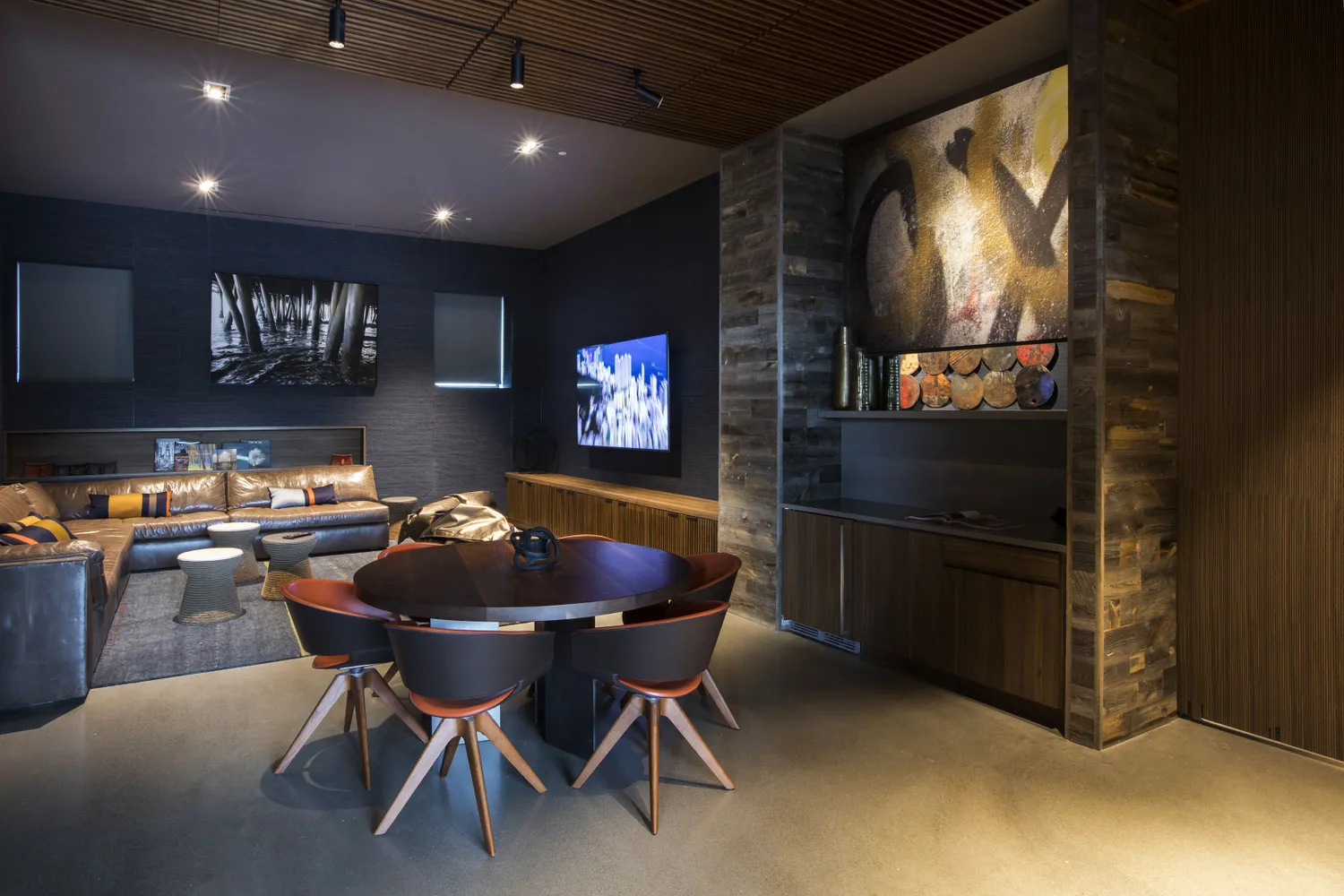 2 JACKSON PARK | 28-30 Jackson Avenue, Queens | Corcoran