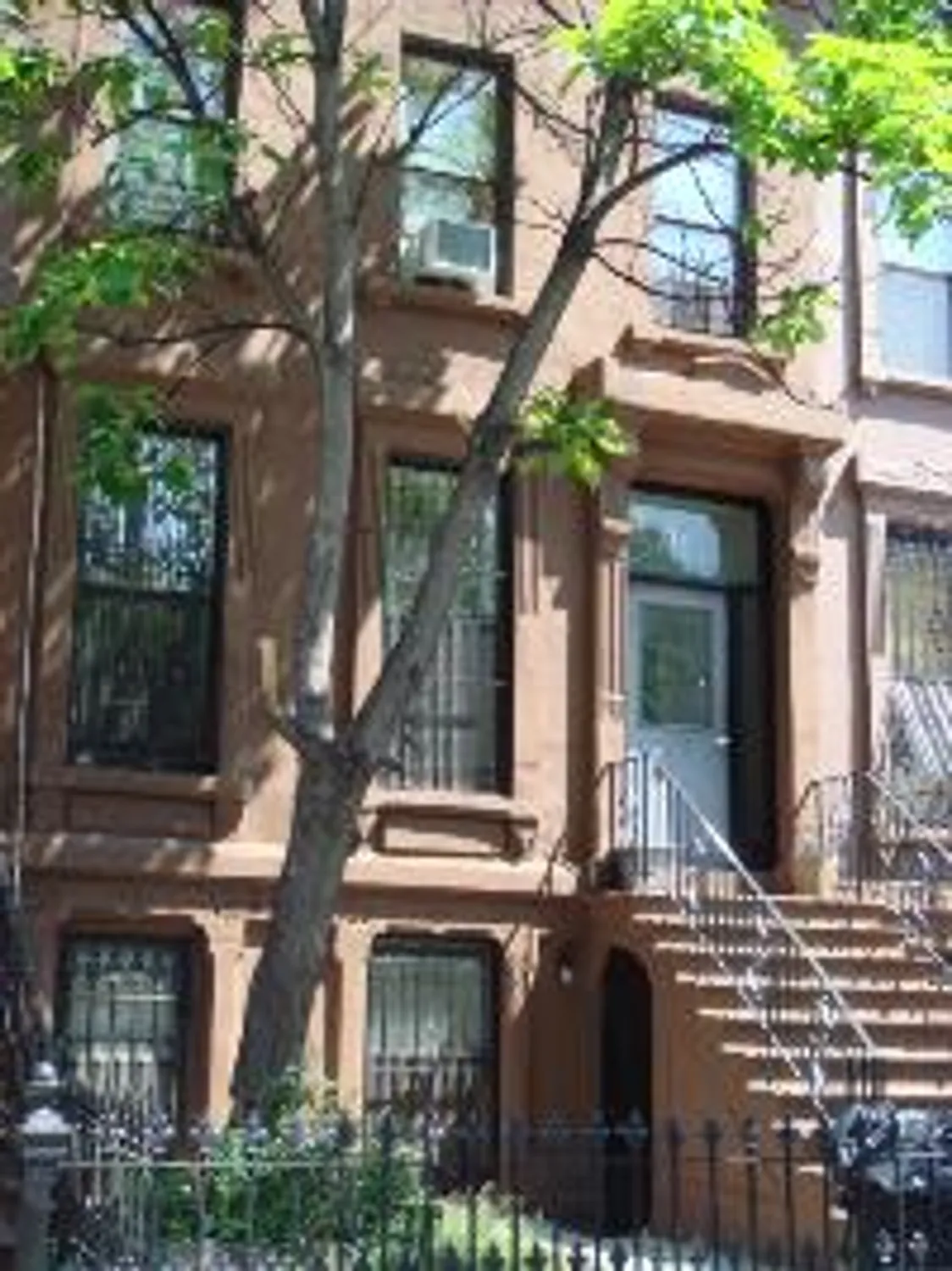 13 Hart Street, Brooklyn | Corcoran