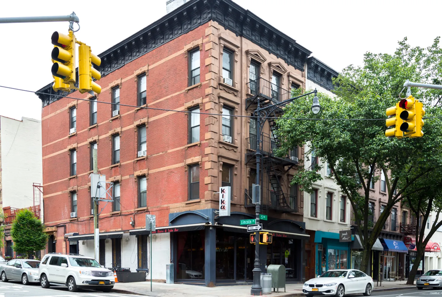 2 Lincoln Place, Brooklyn | Corcoran