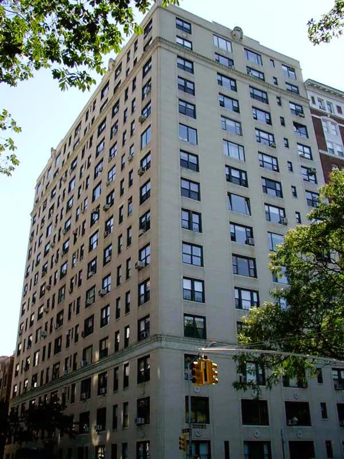 186 Riverside Drive, Manhattan | Corcoran