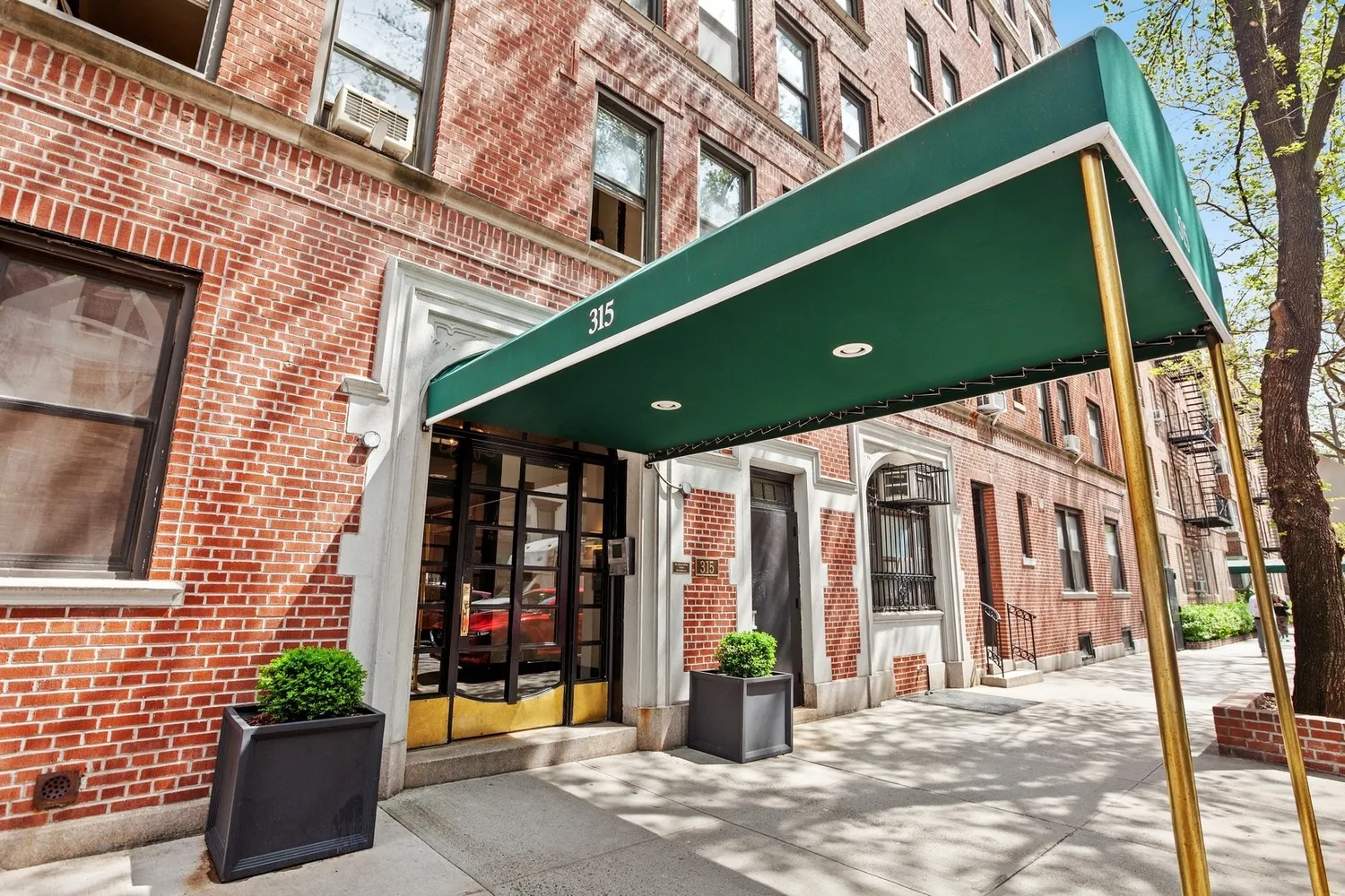 315 East 77th Street, Manhattan | Corcoran