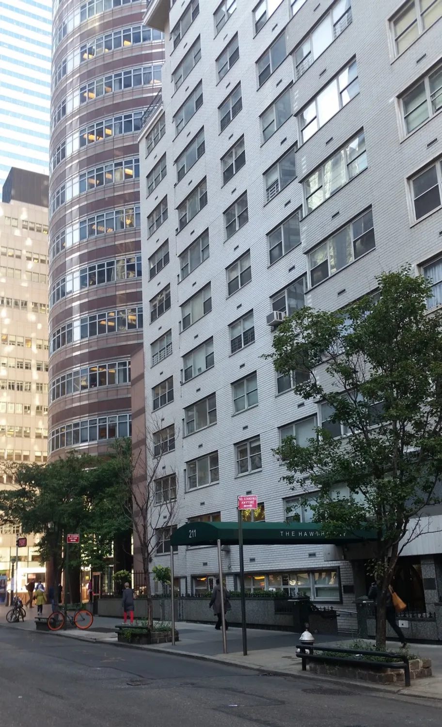 THE HAWTHORNE | 211 East 53rd Street, Manhattan | Corcoran