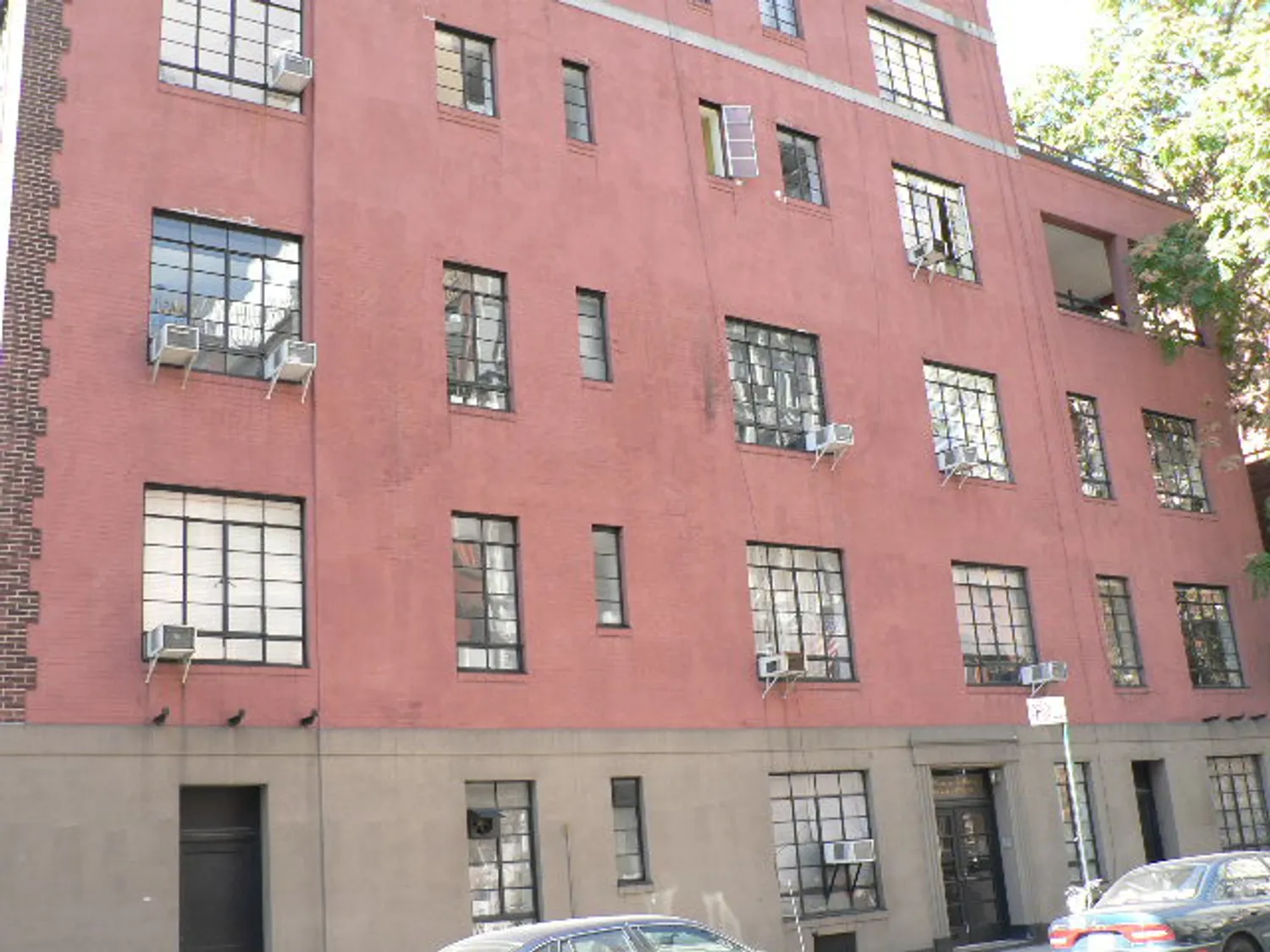 1 RUTHERFORD PLACE | 224 East 17th Street, Manhattan | Corcoran