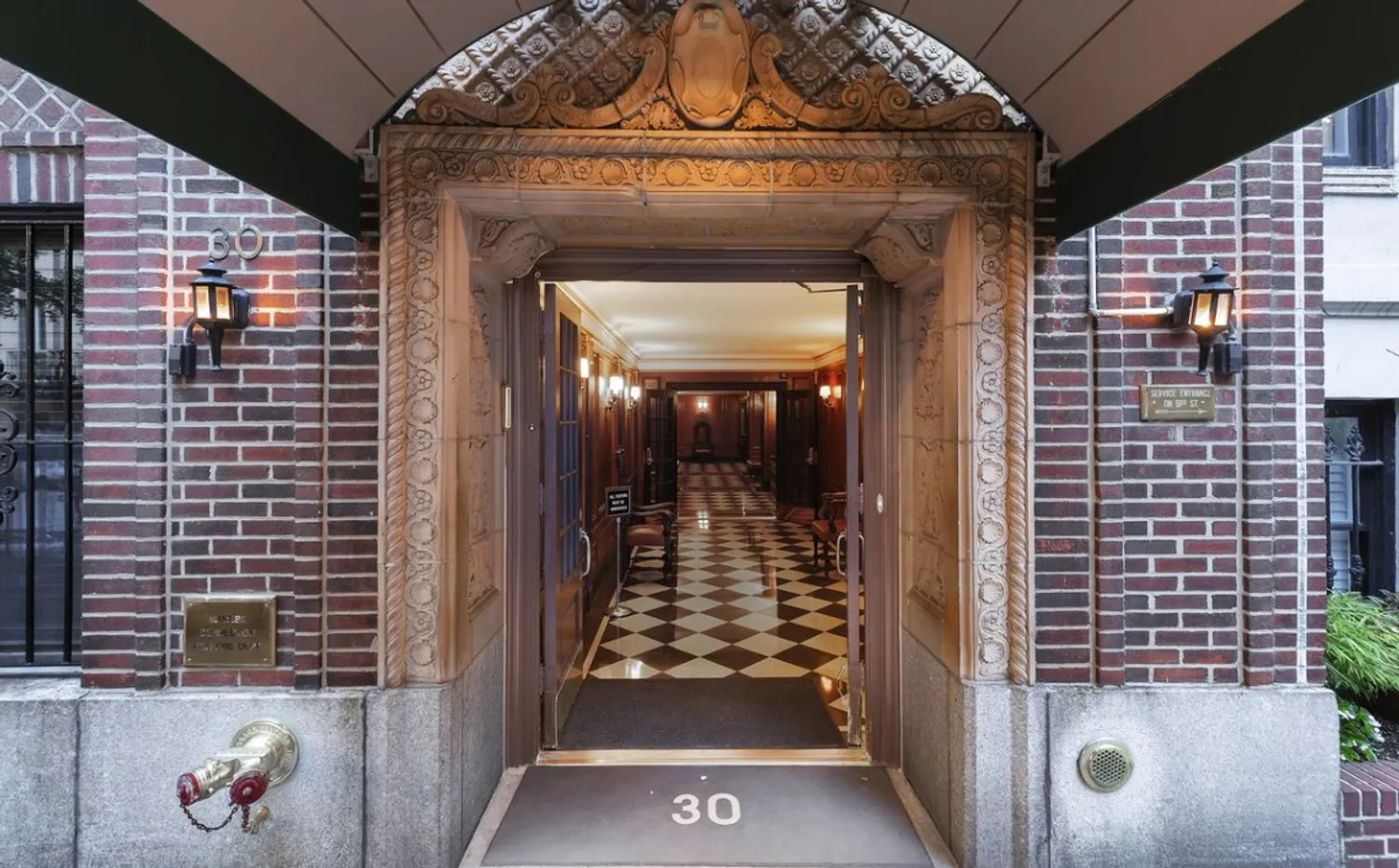 30 BEEKMAN PLACE CO | 30 Beekman Place, Manhattan | Corcoran