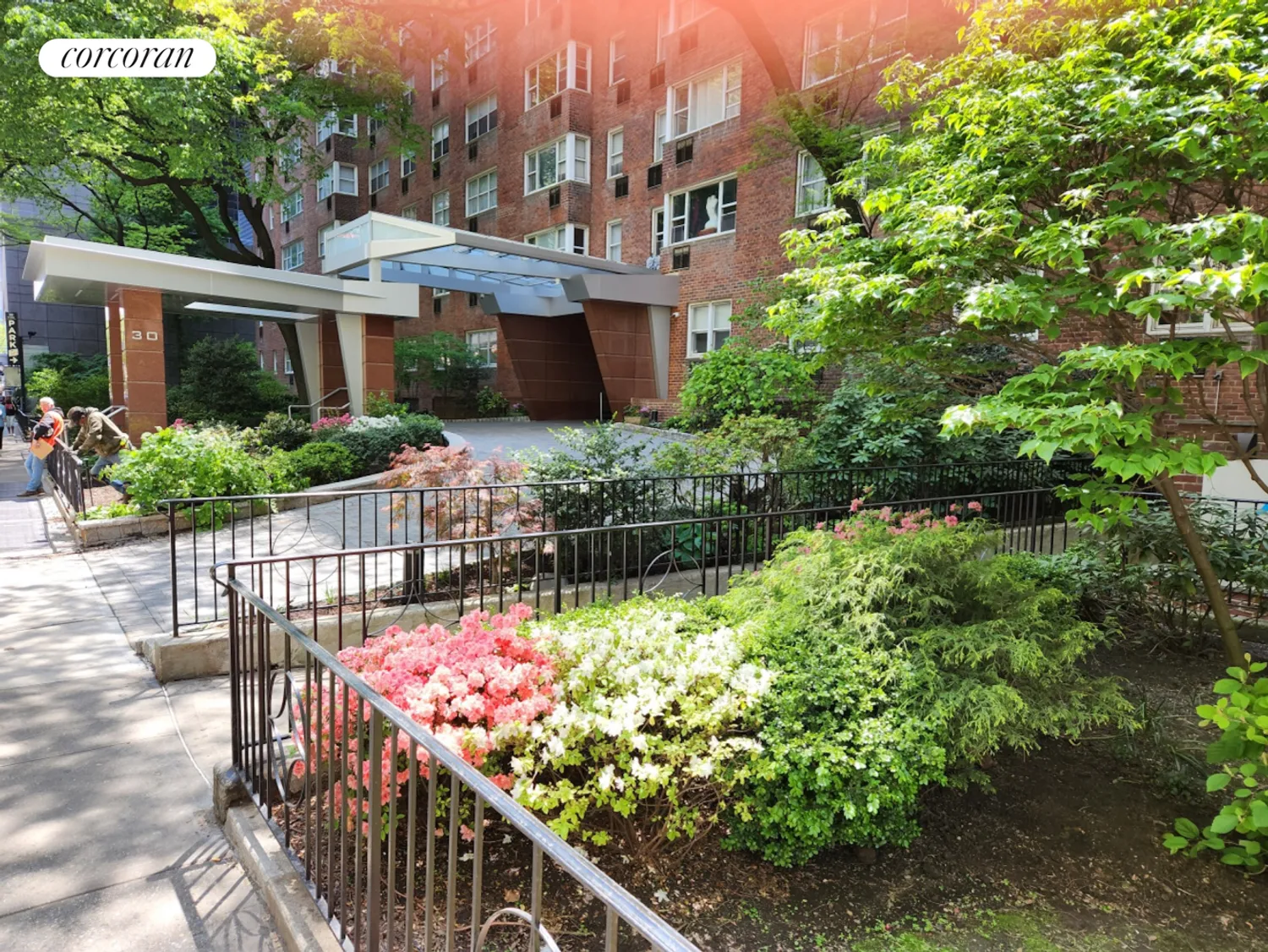 Coliseum Park Apartments | 30 West 60th Street, Manhattan | Corcoran