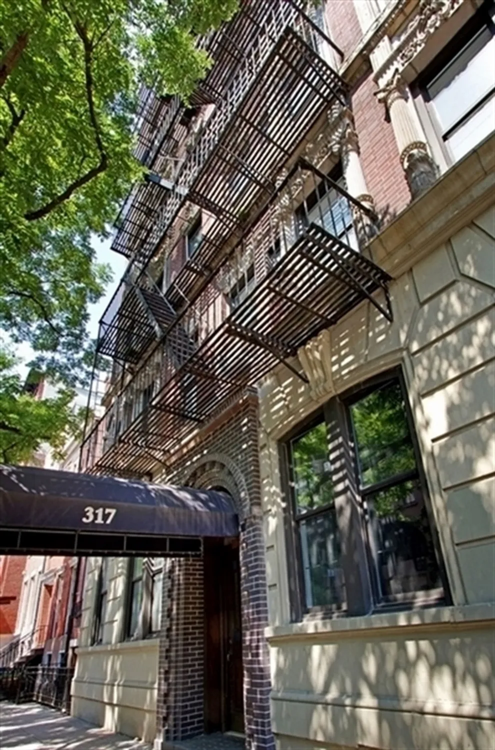 EASTVILLE GARDENS | 317 East 18th Street, Manhattan | Corcoran