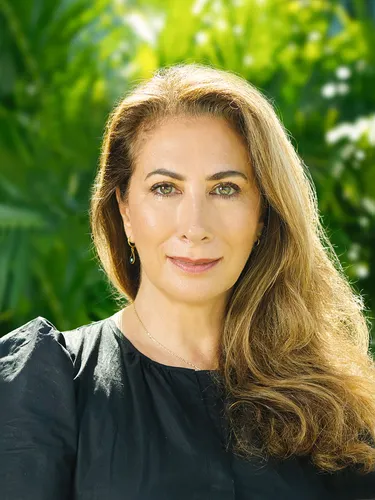 Effi Amouris | Sales Associate | Corcoran