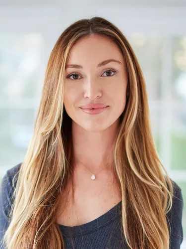 Alex Robinson | Real Estate Agent | Corcoran