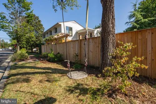 Luxury Real Estate Company | Corcoran McEnearney