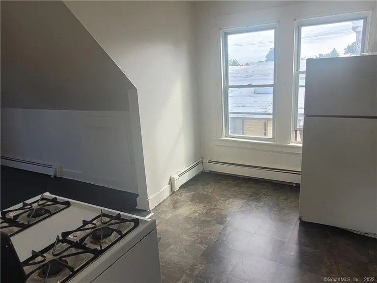 23 Morgan Avenue #3, Bridgeport, CT 06606 Property for rent