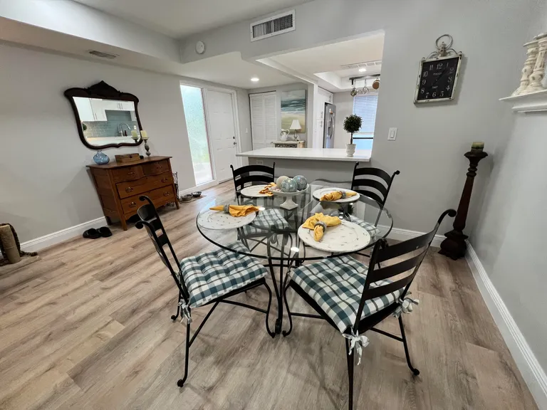 1807 Embassy Drive #101, West Palm Beach, FL 33401 Property for rent