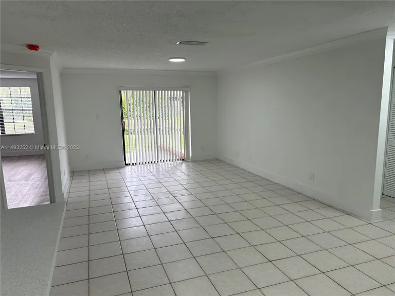 11255 W Atlantic Blvd #108, Coral Springs, FL 33071 Property for rent