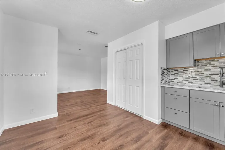 3750 SW 59th Ave #3, Davie, FL 33314 Property for rent